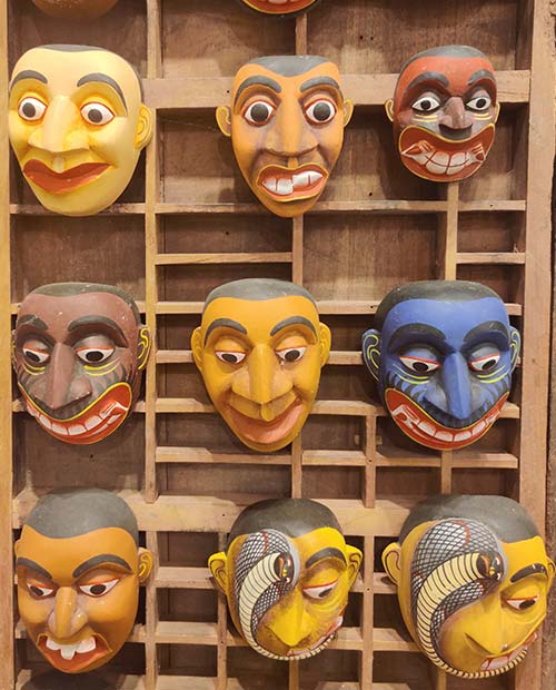Sri Lanka Traditional Masks | Cultural Tour | Fort Bazaar